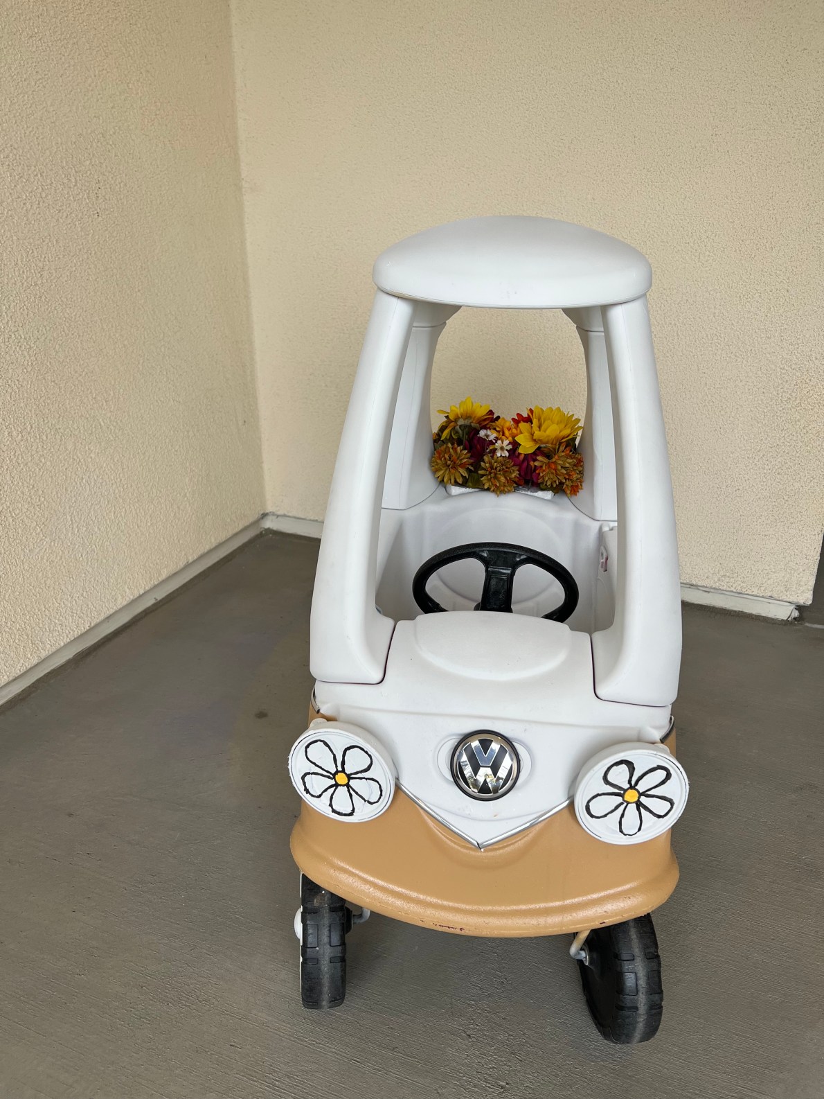 Little Tikes Coup –> VW van DIY – On Another Coast