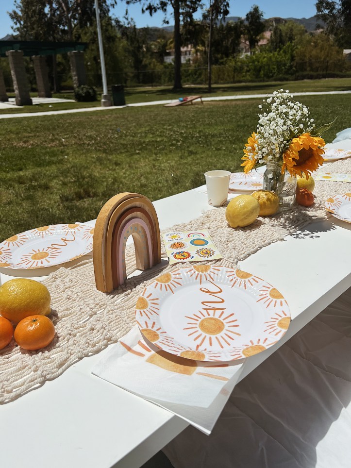 Here Comes The Sun : a sunshine-y 1st Birthday Party – On Another Coast